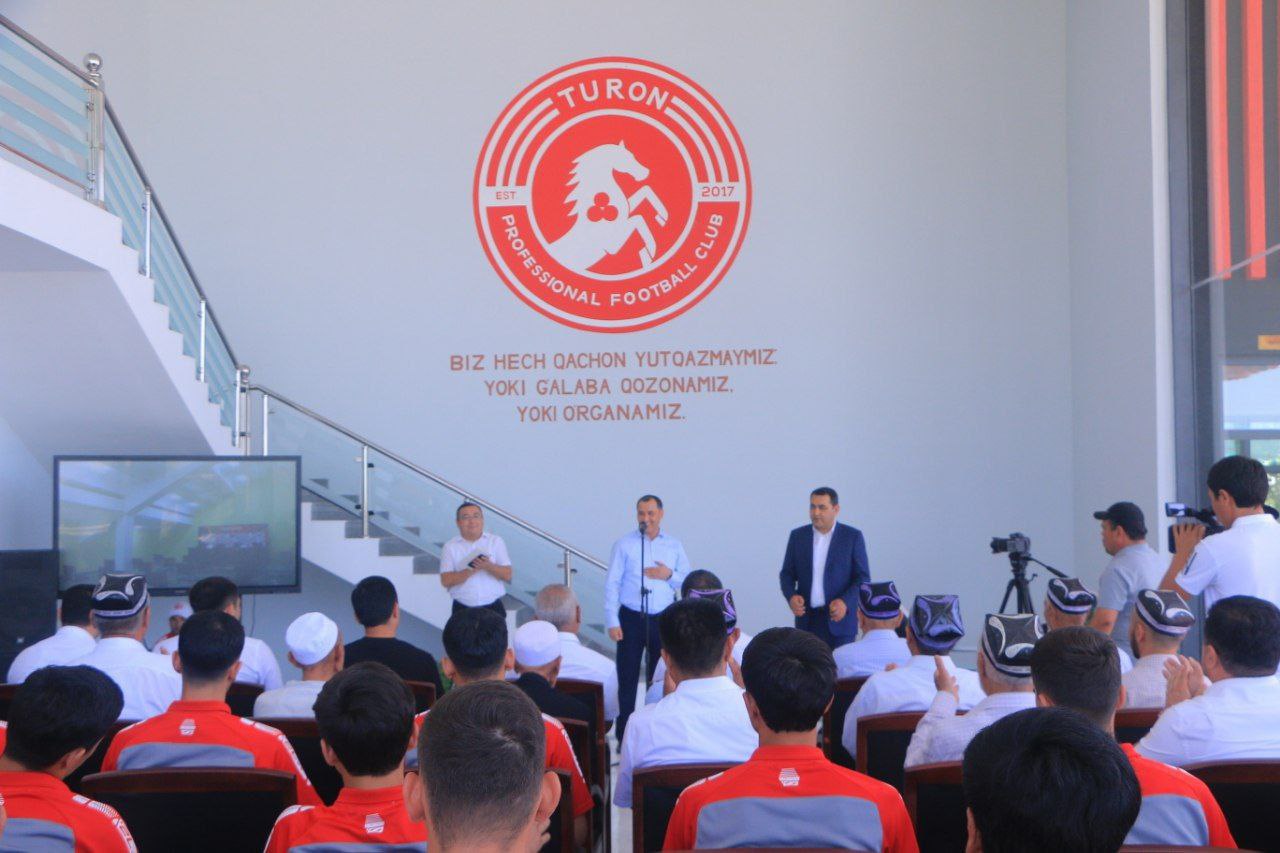 "Turon" esingizdami? Yaypanga katta futbol qaytdi, faqat boshqa nom ...