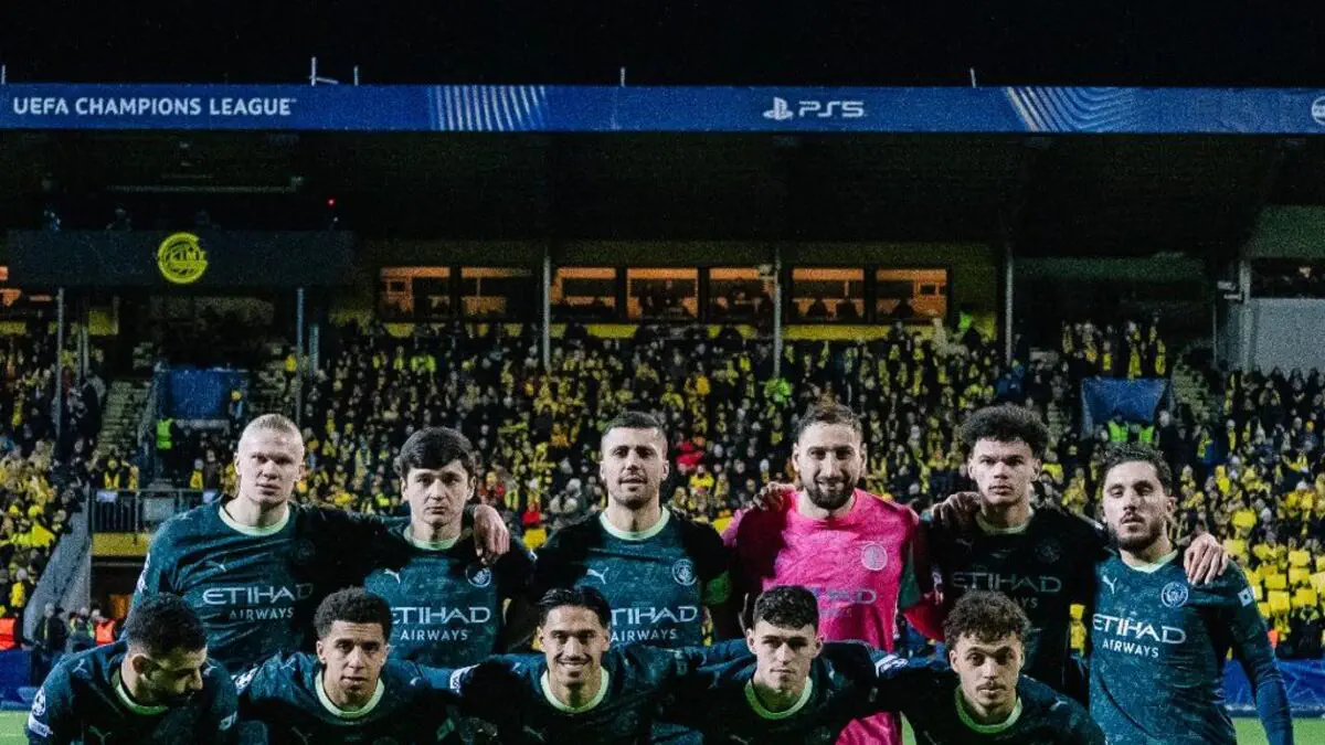 Manchester Siti futbolchilari Norvegiyaga borgan muxlislarning chipta ...
